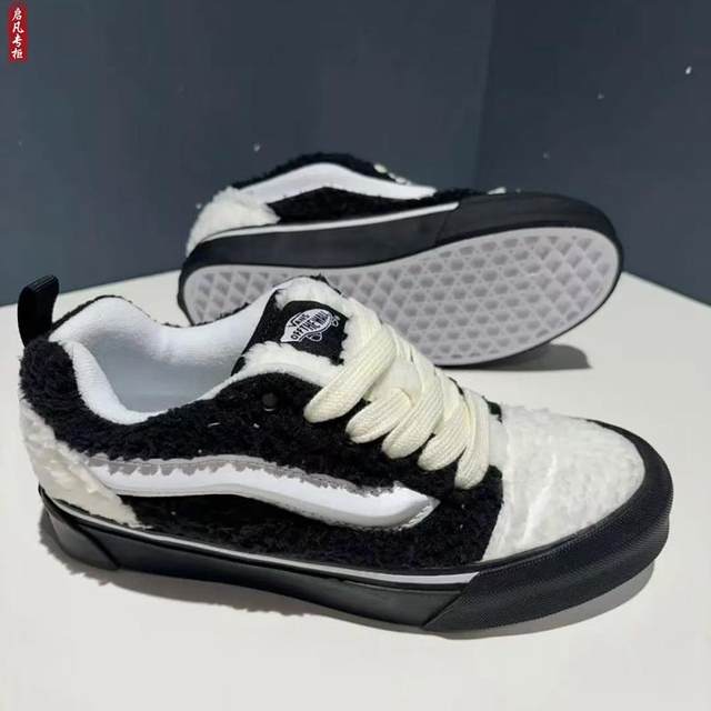 VANS black and white panda Knu Skool plus velvet retro low-cut sneakers ...