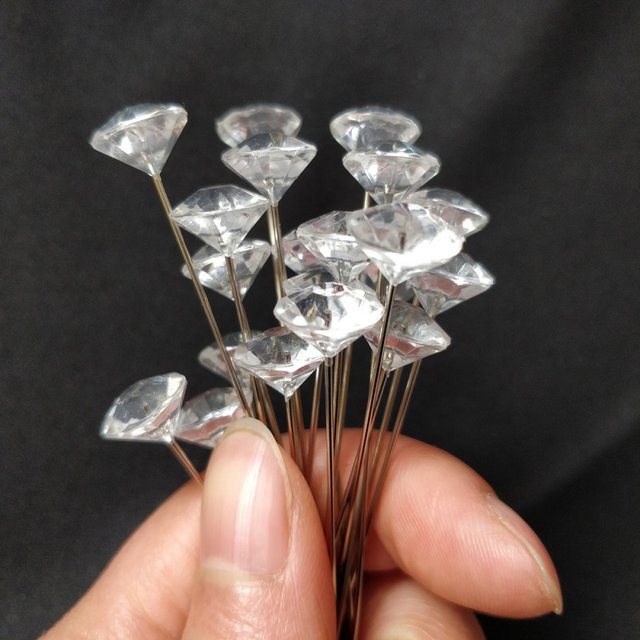Diamond-shaped positioning bead needles, hand-cut large and small ...