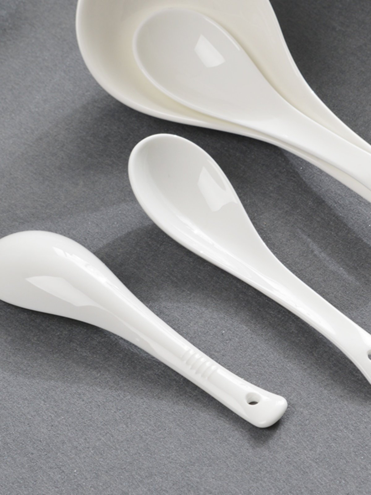 Weirun Bone Porcelain Spoons - 6 Piece White Ceramic Spoon Set