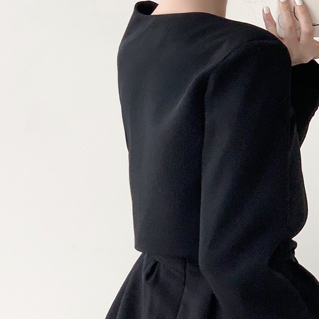 Short round neck suit jacket for women in spring and autumn niche ...