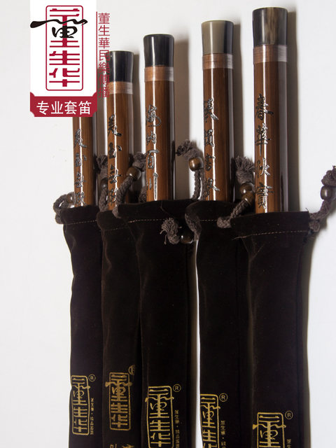 Dong Shenghua personally makes high-quality bamboo flutes, professional ...