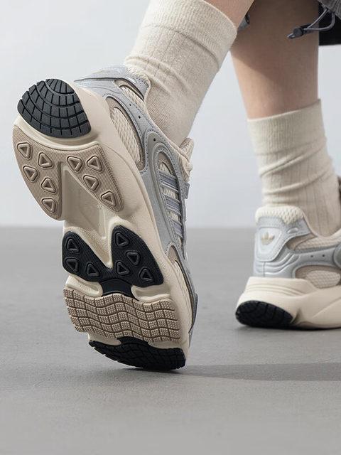 adidas Adidas Clover Women's OZMILLEN Outdoor Daily Fitness Sports ...