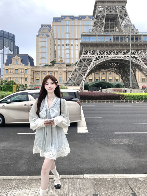 Baili Blue Love Letter Blue Slack Girl Striped Bow Sweet Lace-Wrinkled ...