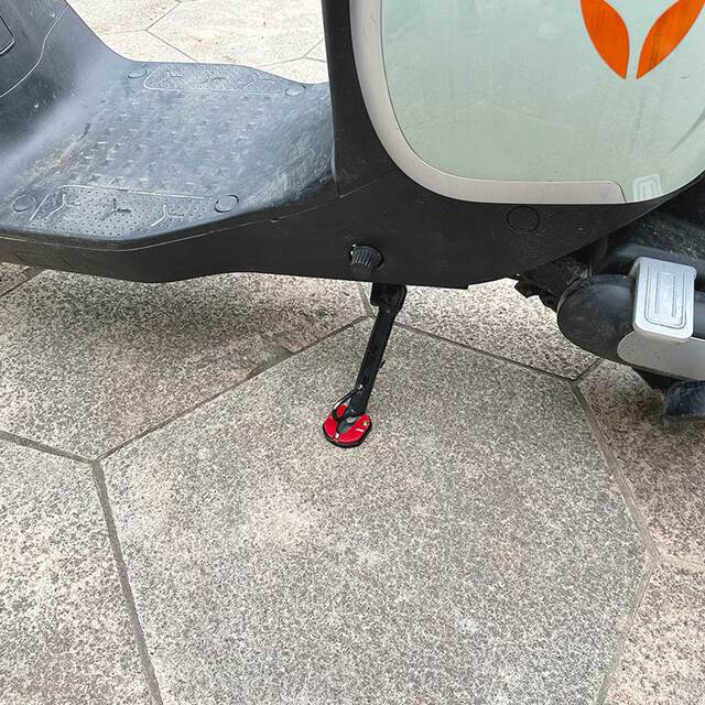 Electric vehicle single side support pad, side support, enlarged base ...