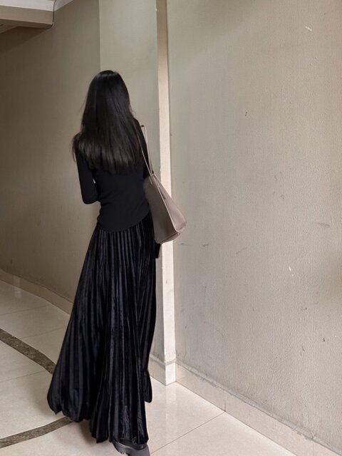 Reading the golden velvet pleated skirt, thickened and thin, 170 tall ...