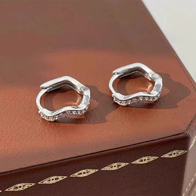 s925 sterling silver zircon wave earrings for women, exquisite and high-end earrings, ear bone ...