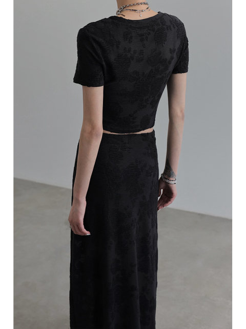 Unable to imagine x Mrs. Chen CHENTAITAI Knitted Tile Flower Short Sleeve