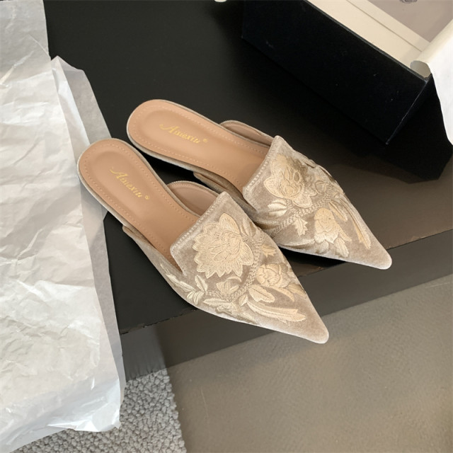 2024 summer new style slippers, national trend embroidered flower toe ...