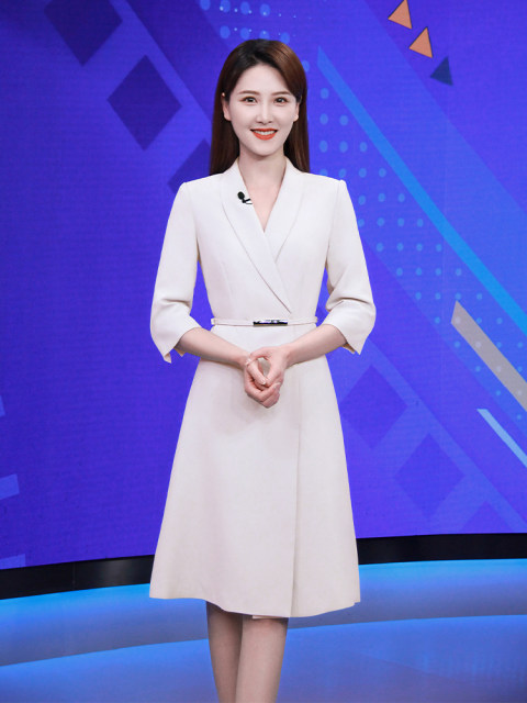 Host white 7-crown suit dress female high-end business teacher class ...