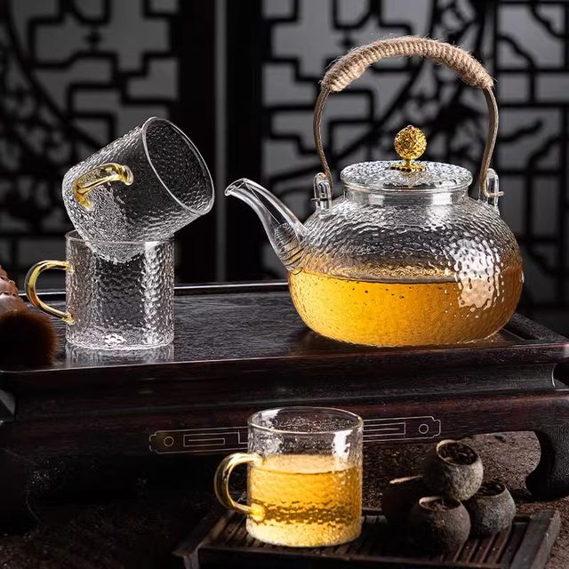 High-temperature-resistant glass teapot, household teapot, old ...
