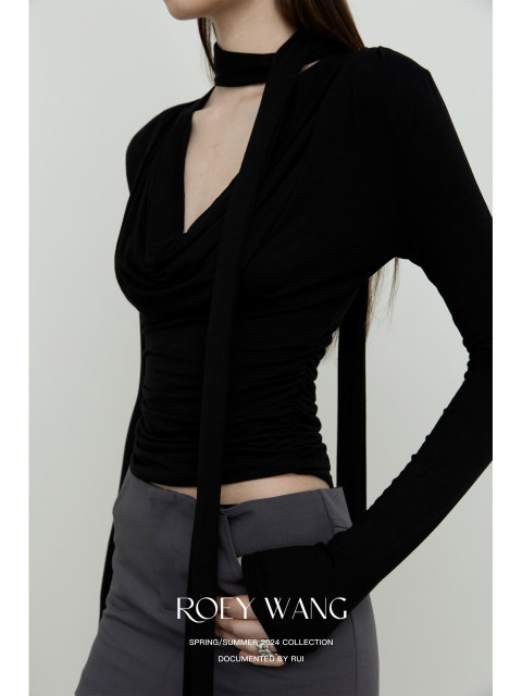 ROEYWANGV neck wavy pile neck hang neck integrated streamer slim knit ...