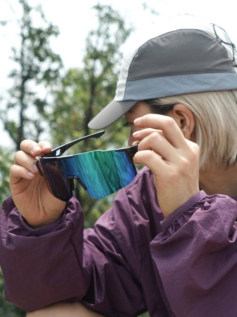 Outdoor sports cycling hiking mountaineering windproof goggles anti-UV ...