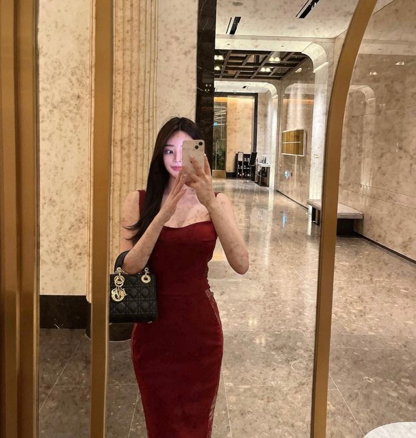 3.4 Mingyan Beauty South Korea with chest pad over -the -knee skirt skirt, split slim mid ...