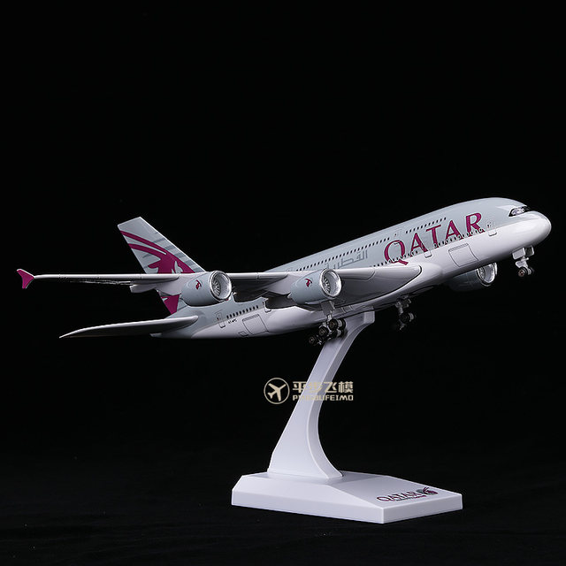 28cm with wheels with light simulation aircraft model Qatar Airlines ...