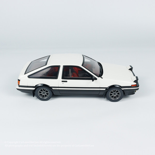 Toyota AE86SPRINTERTRUENOOTTO1:18 Initial D jumping light version ...