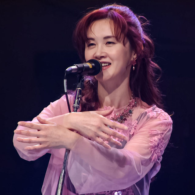 Japanese female singer Miyuki Nakajima 4K Blu-ray HD concert video MP4 ...