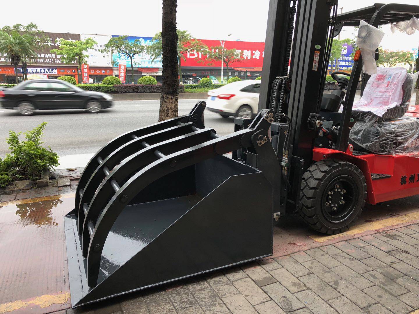 Mingzheng 3-3.5 Ton Forklift Claw Bucket - Hydraulic Dump & Scrap Clamp