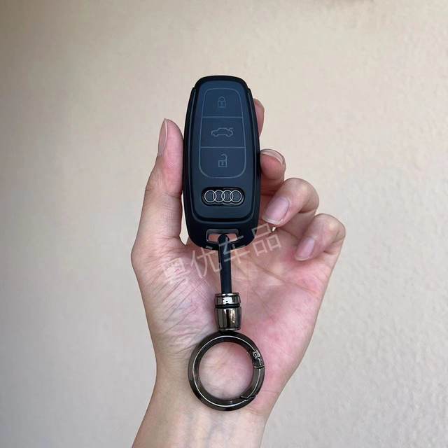 Suitable for Audi a6l key cover q5l/a4l/a3/a7l/q3/q2l/q4/q6/a8/q7 car bag shell buckle