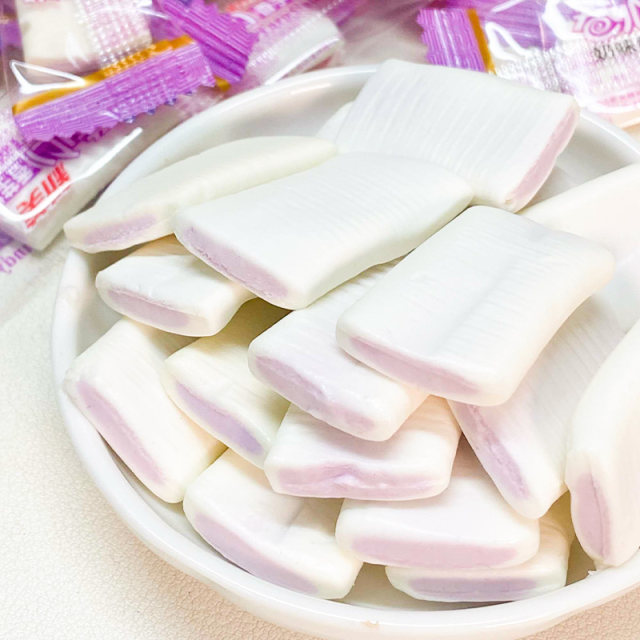 Xinmei rolled taro flavored toffee taro sandwich soft candy Internet ...