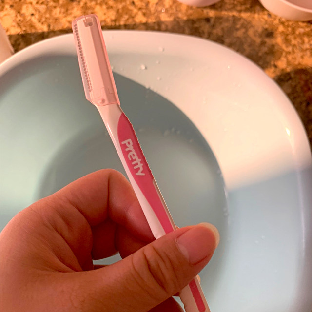 Japan's KAI Kaiyin safety eyebrow trimmer for women, face trimmer ...