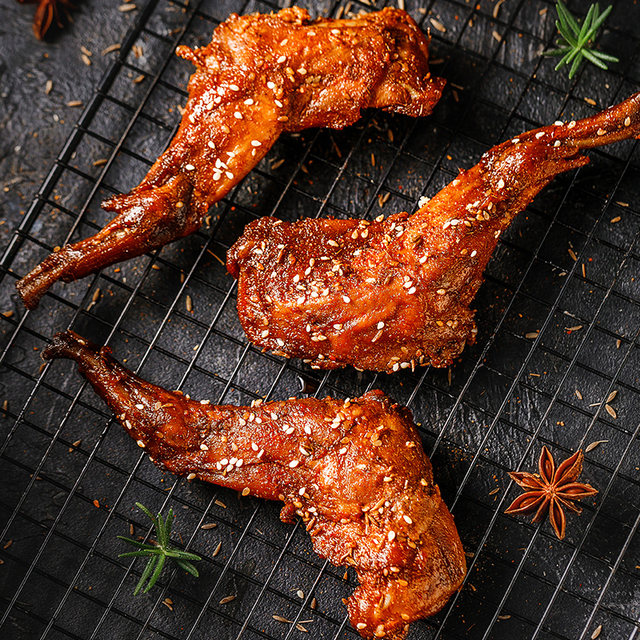 Rabbit cold Sichuan specialty Chengdu Internet celebrity snacks spicy ...