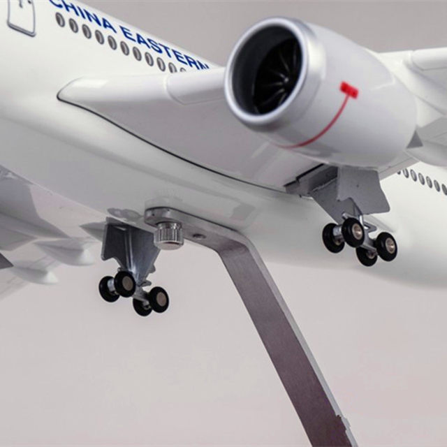 Multi -proportion Airbus A350 Oriental Airlines model simulation Static ...