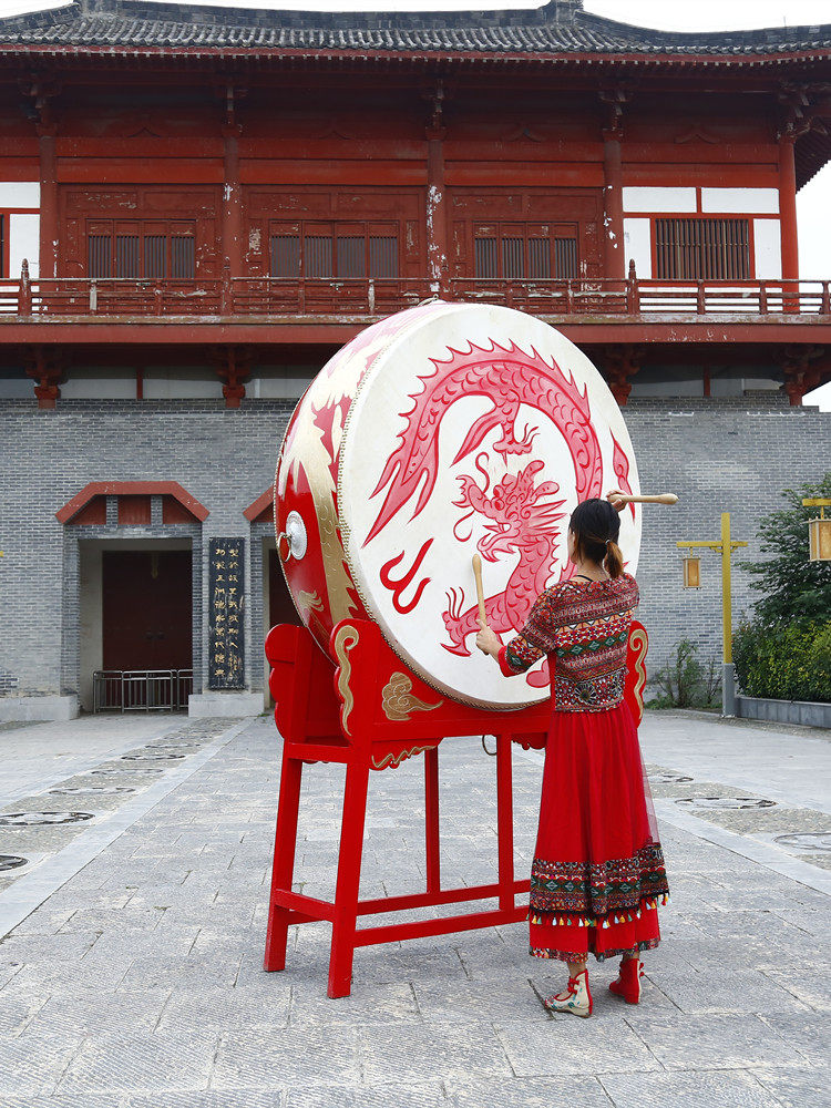 24+ Cowhide Dragon Drum - Hongwei Traditional Chinese Percussion