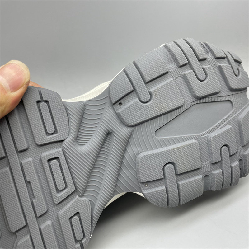 Picking up the physical store of more than 200 yuan to remove the ...