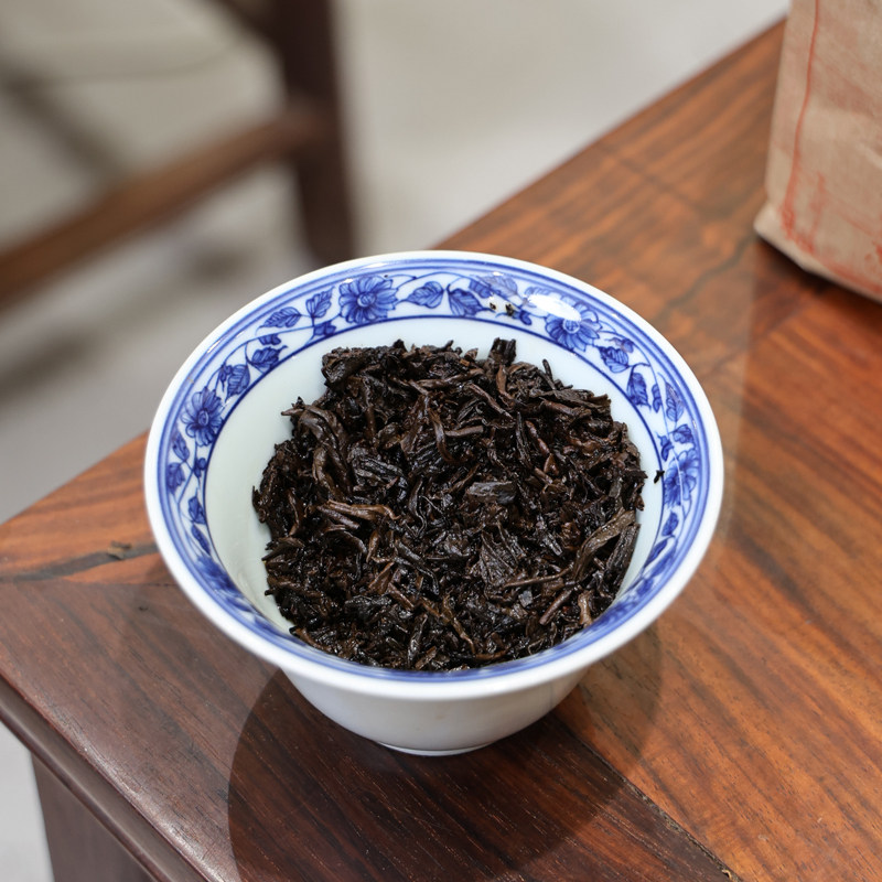 Sanhe 2011 Chenhua Granule Chen 250g a pack of Chen Yun flower ...