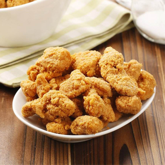 Whole box Zhengda original flavor spicy and exquisite chicken nuggets ...