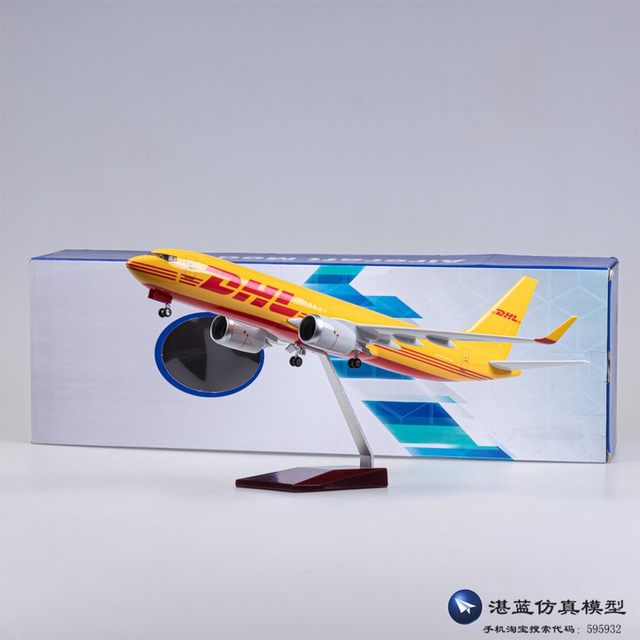 Cargo aircraft model collection Boeing 737 simulation assembled civil ...