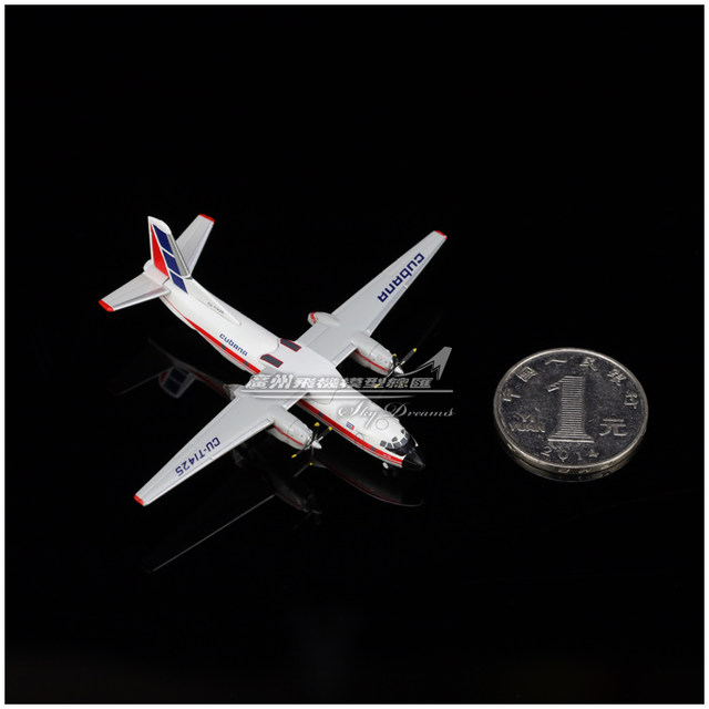 JCWINGSLH4345 Cuban pilot naAntonov Cuban pilot aviation AN-26CU-T14251:400