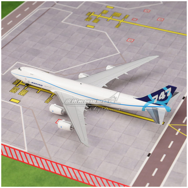 Jcwings LH4349 BOEING HOUSE Color B747-8F prototype N747EX 1: 400