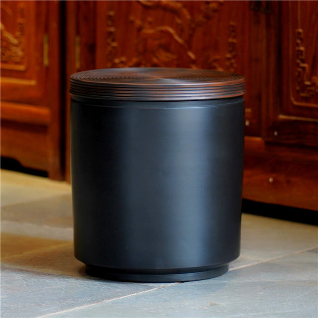 Pu'er tea storage box Yunnan built water purple pottery tea leaf tank ...