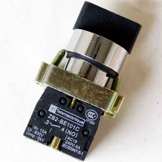 Schneider XB2-BD33 selects the conversion switch ZB2-BE101C triple two ...