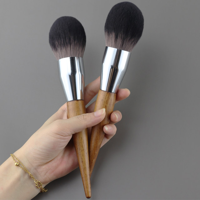 Extra large loose powder brush, honey powder brush, portable makeup brush, beginner large ...