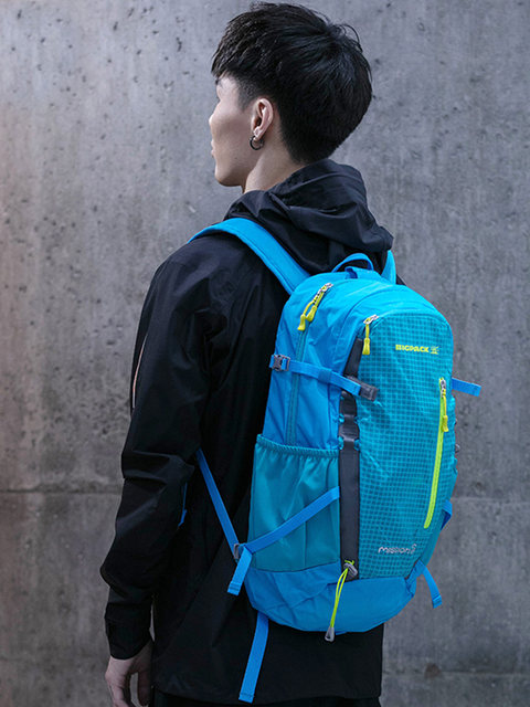 BIGPACK German Paige outdoor leisure hiking backpack mountaineering bag ...