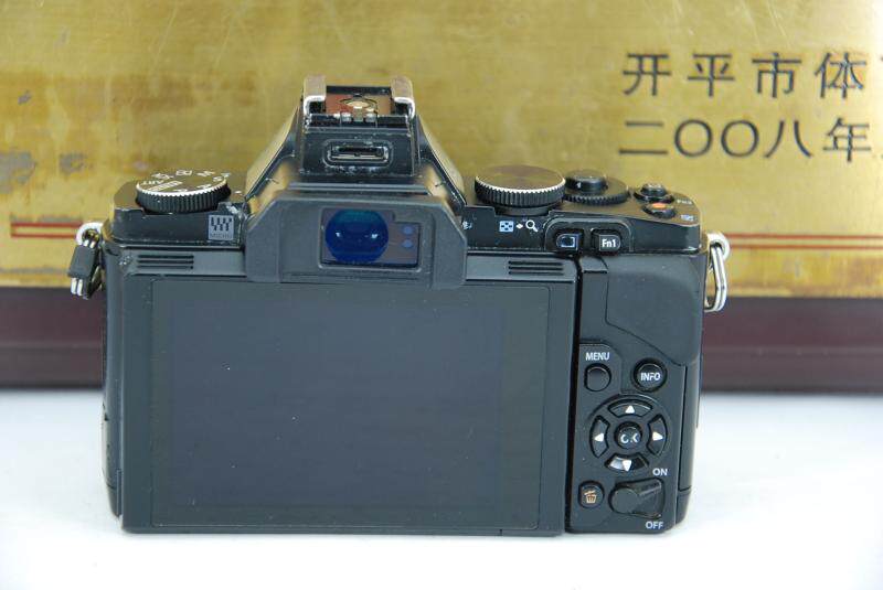 Olympus OM DE M5 Mirrorless Digital Camera Flip Screen Full HD Video 16 olympus-om-de-m5-mirrorless-digital-camera-flip-screen-full-hd-video-16