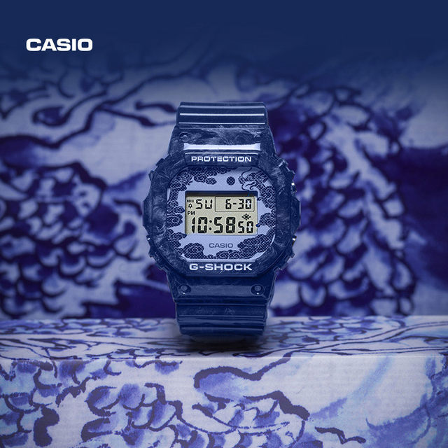 Casio flagship store G-SHOCKSUBCREW co-branded blue and white porcelain ...