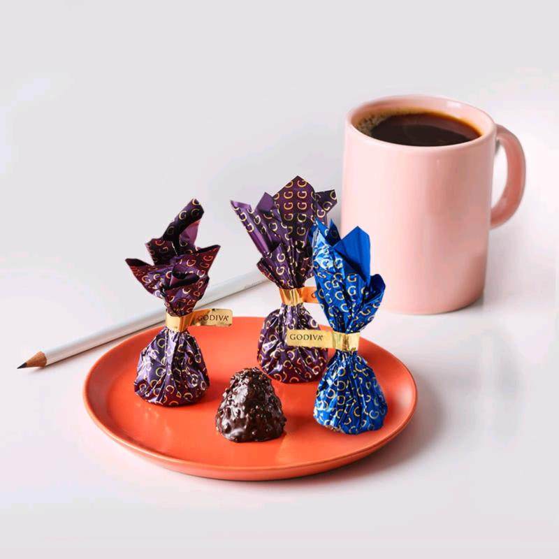 Shanghai Sam purchases Türkiye imported Godiva Emperor Van Zhenzon ...