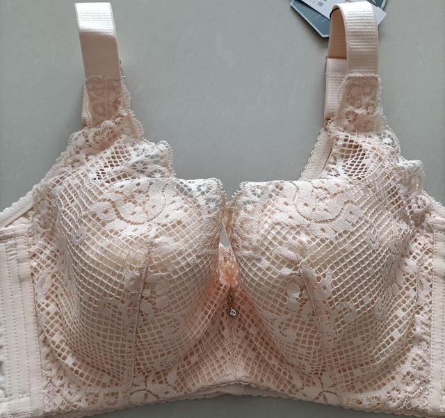 Xianyan bra, bird's nest cup large -size bra, five -breasted tune ...