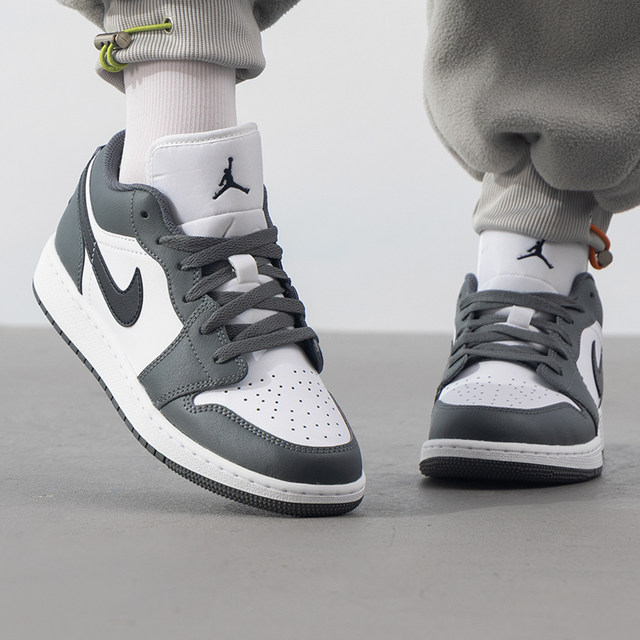 Nike Basketball Shoes Women's Shoes Airjordanaj1 Sneakers Low Bone ...