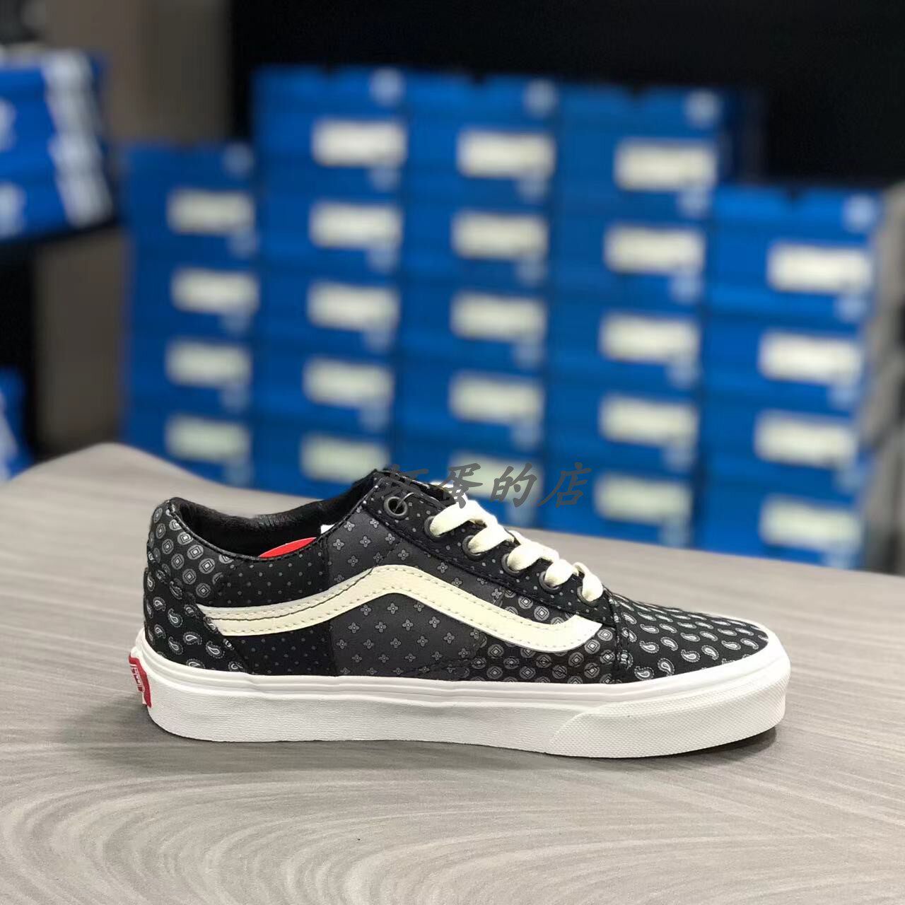 VANS Fans Old Skool Black Limp Fruit Print Low Shoes Casual Shoes ...