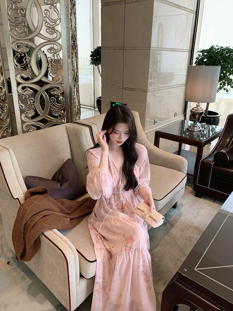 Zhao Baoni Ancient Castle Garden Romantic Fairy Floating Dress Women's ...