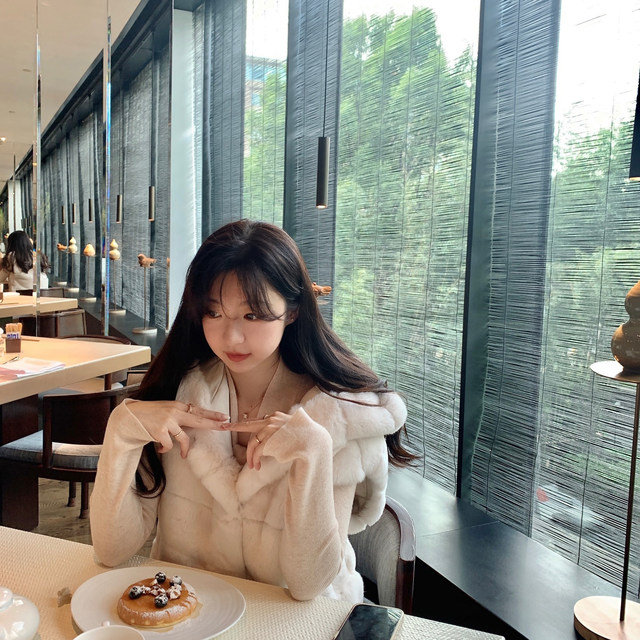 Zhao Baoni Bunny Bunny Fatty Fatty Rabbit Bunny Hooding Vests Fresh and ...