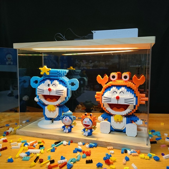 Genuine twelve constellations Doraemon building blocks jingle cat ...