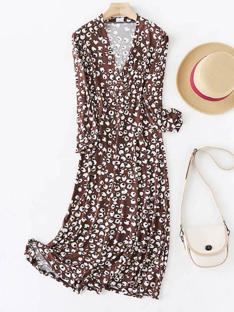 V -neckline knit crossed slanted skirt, tea break skirt, seven -point ...