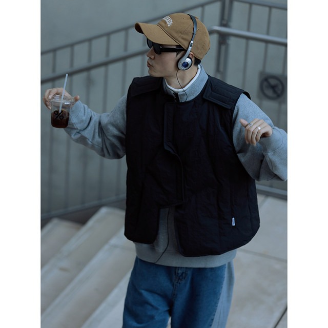 Witness new American casual down vest men's winter simple warm vest ...