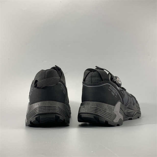 Rotating button climbing shoes lightweight and versatile and thick ...