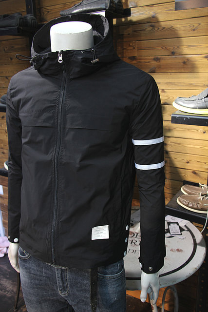 Spring and Autumn men's hooded jacket tidal woven stitching sleeve ...